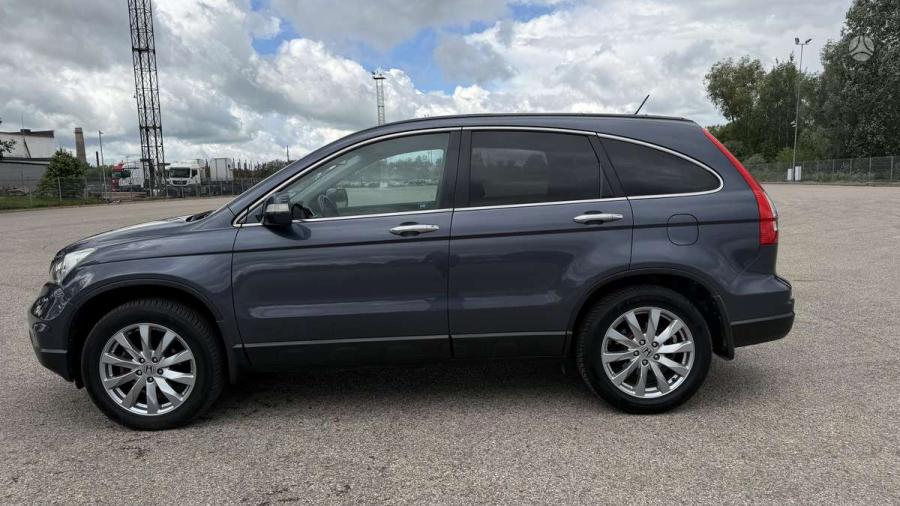 Pelēks Honda CR-V 2011 Marijampole, ar dzinēja tilpumu 2.20 L un nobraukumu 272 tūkst. km par 6900 €, foto 12 vietnē AUTOMOTO.COM.LV