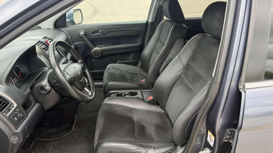 Pelēks Honda CR-V 2011 Marijampole, ar dzinēja tilpumu 2.20 L un nobraukumu 272 tūkst. km par 6900 €, foto 16 vietnē AUTOMOTO.COM.LV