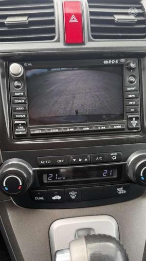 Pelēks Honda CR-V 2011 Marijampole, ar dzinēja tilpumu 2.20 L un nobraukumu 272 tūkst. km par 6900 €, foto 22 vietnē AUTOMOTO.COM.LV
