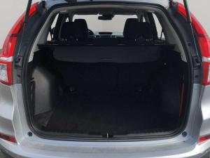 Grey Honda CR-V 2015 in Vilnius, with an engine capacity of 1.60 L and mileage of 248 thousand km for 9499 €, photo 11 on AUTOMOTO.COM.LV