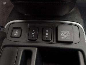Grey Honda CR-V 2015 in Vilnius, with an engine capacity of 1.60 L and mileage of 248 thousand km for 9499 €, photo 18 on AUTOMOTO.COM.LV