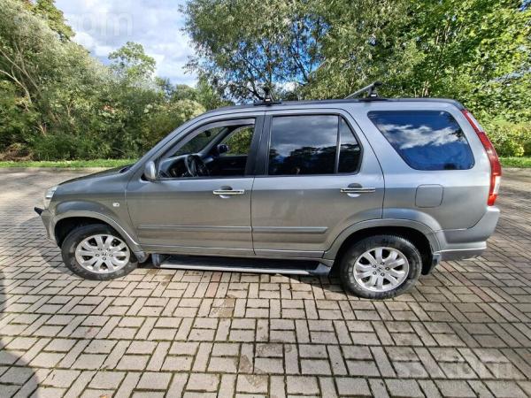 Хонда СРВ 2006 в Краслава на AUTOMOTO.COM.LV Серый Хонда СРВ 2006 в Краслава, объемом двигателя 2.20 л и пробегом 291 тыс. км за 2750 €, фото 4 на AUTOMOTO.COM.LV