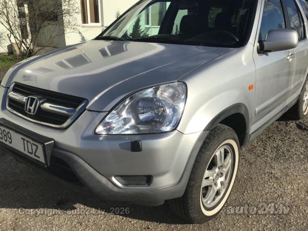 Grey Honda CR-V 2002 in Tartu, with an engine capacity of 2.00 L and mileage of 0 thousand km for 2350 €, photo 1 on AUTOMOTO.COM.LV