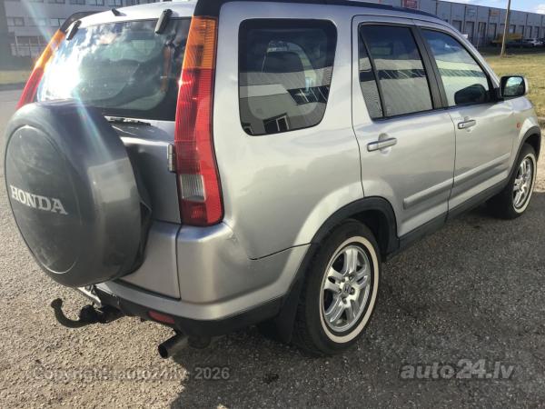 Grey Honda CR-V 2002 in Tartu, with an engine capacity of 2.00 L and mileage of 0 thousand km for 2350 €, photo 6 on AUTOMOTO.COM.LV