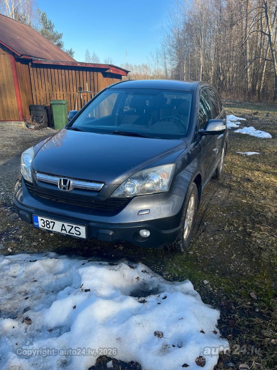 Pelēks Honda CR-V 2007 Pērnava, ar dzinēja tilpumu 2.00 L un nobraukumu 195 tūkst. km par 4999 €, foto 1 vietnē AUTOMOTO.COM.LV