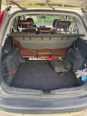 Pelēks Honda CR-V 2007 Tallina, ar dzinēja tilpumu 2.00 L un nobraukumu 306 tūkst. km par 5500 €, foto 12 vietnē AUTOMOTO.COM.LV