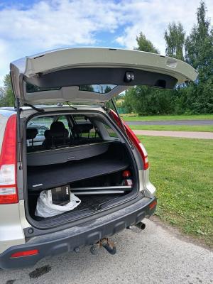 Pelēks Honda CR-V 2007 Pērnava, ar dzinēja tilpumu 2.00 L un nobraukumu 197 tūkst. km par 4300 €, foto 13 vietnē AUTOMOTO.COM.LV