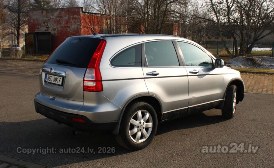 Pelēks Honda CR-V 2008 Rapla, ar dzinēja tilpumu 2.00 L un nobraukumu 223 tūkst. km par 3999 €, foto 3 vietnē AUTOMOTO.COM.LV