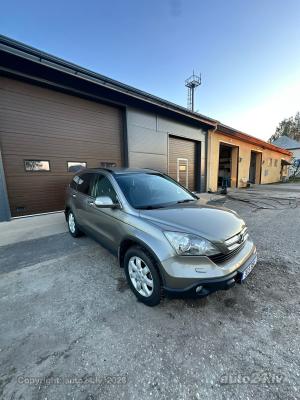 Grey Honda CR-V 2008 in Tallinn, with an engine capacity of 2.00 L and mileage of 320 thousand km for 3890 €, photo 3 on AUTOMOTO.COM.LV