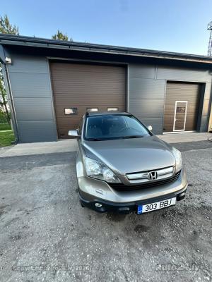 Grey Honda CR-V 2008 in Tallinn, with an engine capacity of 2.00 L and mileage of 320 thousand km for 3890 €, photo 4 on AUTOMOTO.COM.LV