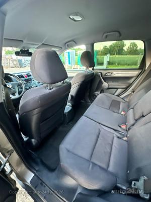Grey Honda CR-V 2008 in Tallinn, with an engine capacity of 2.00 L and mileage of 320 thousand km for 3890 €, photo 16 on AUTOMOTO.COM.LV