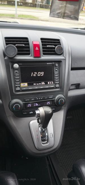 Pelēks Honda CR-V 2008 Tartu, ar dzinēja tilpumu 2.00 L un nobraukumu 280 tūkst. km par 4200 €, foto 8 vietnē AUTOMOTO.COM.LV