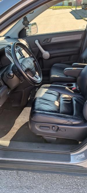 Pelēks Honda CR-V 2008 Tartu, ar dzinēja tilpumu 2.00 L un nobraukumu 280 tūkst. km par 4200 €, foto 16 vietnē AUTOMOTO.COM.LV