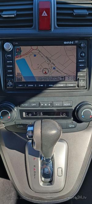 Pelēks Honda CR-V 2008 Tartu, ar dzinēja tilpumu 2.00 L un nobraukumu 280 tūkst. km par 4200 €, foto 17 vietnē AUTOMOTO.COM.LV