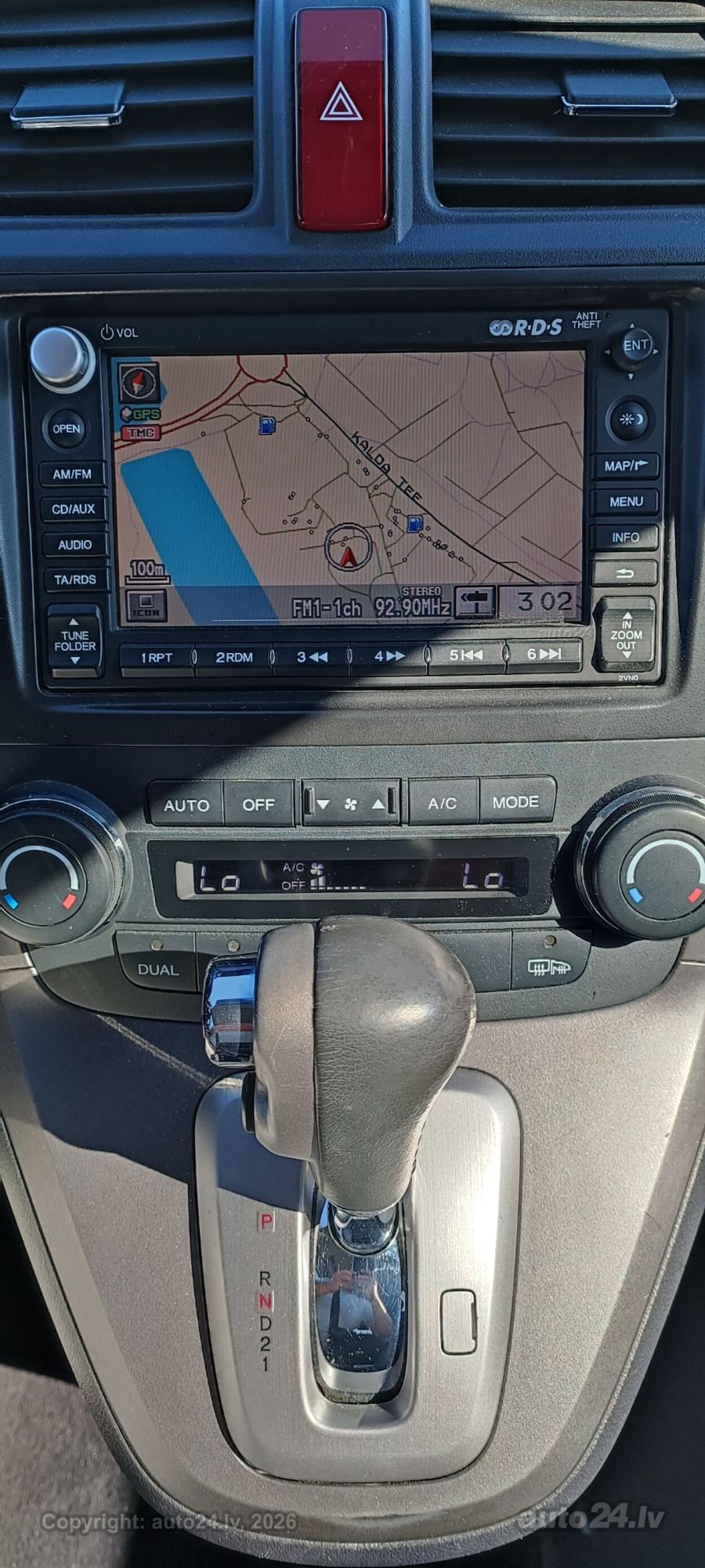 Pelēks Honda CR-V 2008 Tartu, ar dzinēja tilpumu 2.00 L un nobraukumu 280 tūkst. km par 4200 €, foto 17 vietnē AUTOMOTO.COM.LV
