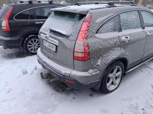 Grey Honda CR-V 2009 in Prienai, with an engine capacity of 2.20 L and mileage of 250 thousand km for 2700 €, photo 3 on AUTOMOTO.COM.LV