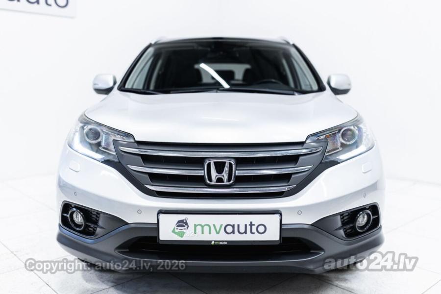 Grey Honda CR-V 2012 in Tallinn, with an engine capacity of 2.00 L and mileage of 193 thousand km for 10990 €, photo 4 on AUTOMOTO.COM.LV