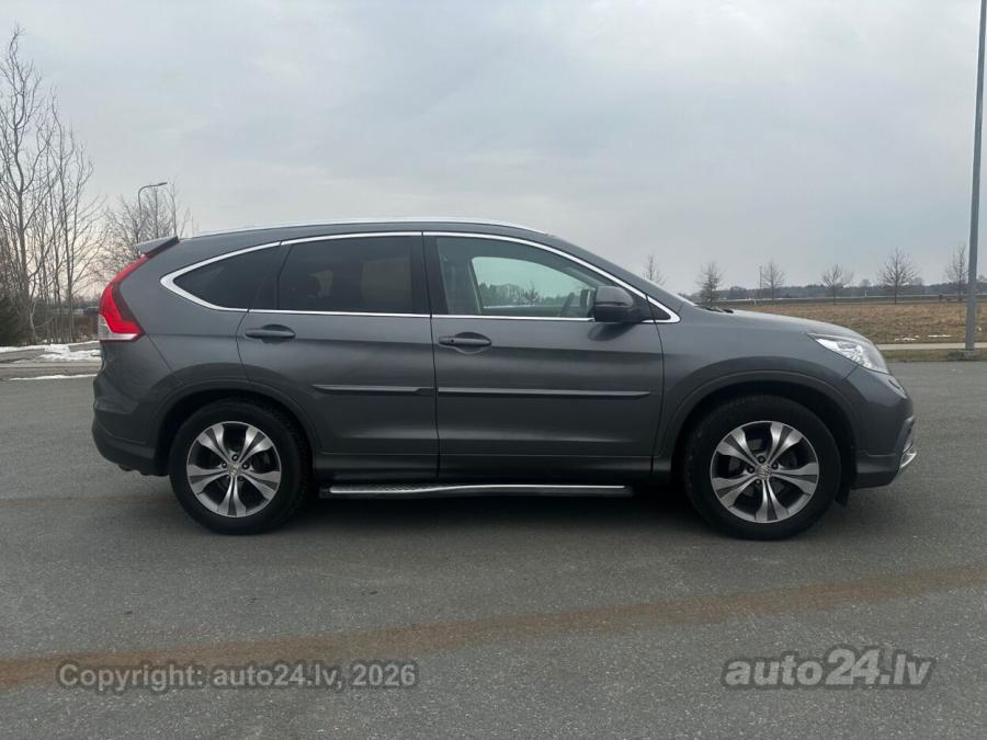 Pelēks Honda CR-V 2012 Tallina, ar dzinēja tilpumu 2.00 L un nobraukumu 83 tūkst. km par 12490 €, foto 2 vietnē AUTOMOTO.COM.LV