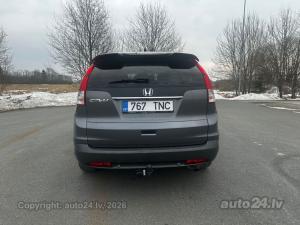 Pelēks Honda CR-V 2012 Tallina, ar dzinēja tilpumu 2.00 L un nobraukumu 83 tūkst. km par 12490 €, foto 5 vietnē AUTOMOTO.COM.LV