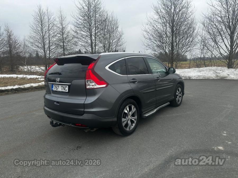 Pelēks Honda CR-V 2012 Tallina, ar dzinēja tilpumu 2.00 L un nobraukumu 83 tūkst. km par 12490 €, foto 6 vietnē AUTOMOTO.COM.LV