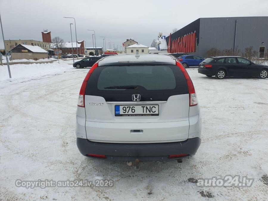 Grey Honda CR-V 2013 in Voru, with an engine capacity of 2.20 L and mileage of 310 thousand km for 7500 €, photo 7 on AUTOMOTO.COM.LV