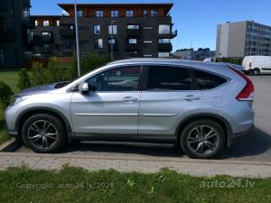Pelēks Honda CR-V 2013 Tallina, ar dzinēja tilpumu 2.00 L un nobraukumu 207 tūkst. km par 12900 €, foto 2 vietnē AUTOMOTO.COM.LV