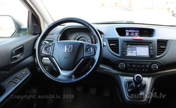 Grey Honda CR-V 2013 in Rapla, with an engine capacity of 2.20 L and mileage of 310 thousand km for 8295 €, photo 10 on AUTOMOTO.COM.LV