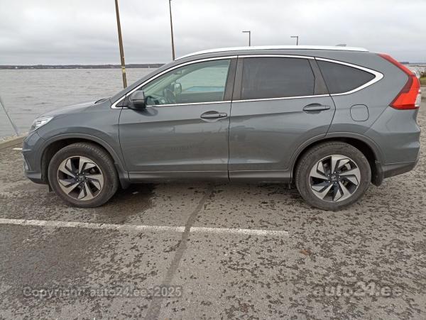 Pelēks Honda CR-V 2015 Tallina, ar dzinēja tilpumu 2.00 L un nobraukumu 148 tūkst. km par 14500 €, foto 11 vietnē AUTOMOTO.COM.LV