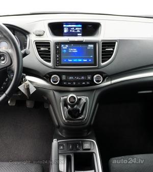 Pelēks Honda CR-V 2015 Tallina, ar dzinēja tilpumu 1.60 L un nobraukumu 107 tūkst. km par 13900 €, foto 6 vietnē AUTOMOTO.COM.LV