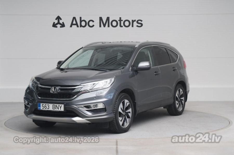 Grey Honda CR-V 2015 in Tallinn, with an engine capacity of 2.00 L and mileage of 149 thousand km for 15990 €, photo 1 on AUTOMOTO.COM.LV