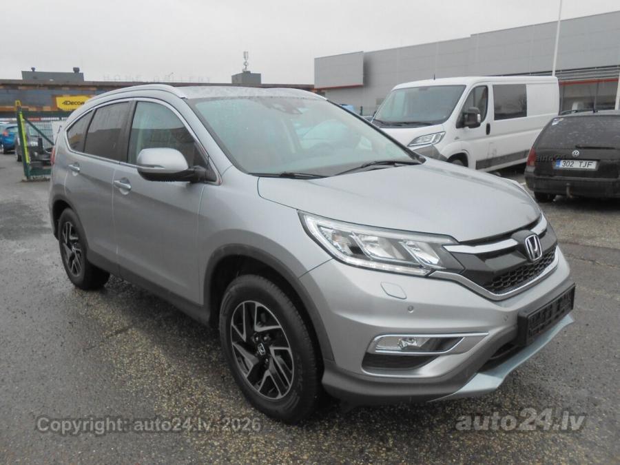 Pelēks Honda CR-V 2017 Viljandi, ar dzinēja tilpumu 1.60 L un nobraukumu 190 tūkst. km par 14990 €, foto 4 vietnē AUTOMOTO.COM.LV