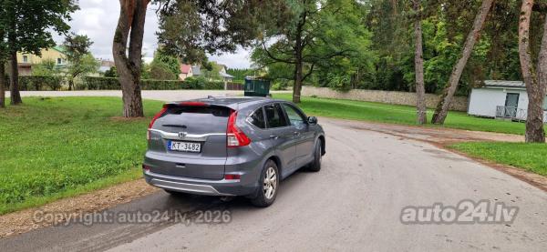 Pelēks Honda CR-V 2017 Rīga, ar dzinēja tilpumu 2.00 L un nobraukumu 79 tūkst. km par 14600 €, foto 5 vietnē AUTOMOTO.COM.LV