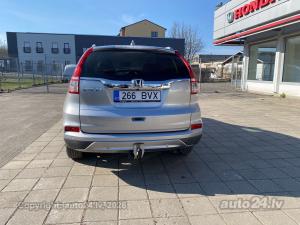 Grey Honda CR-V 2018 in Johvi, with an engine capacity of 2.00 L and mileage of 158 thousand km for 15500 €, photo 6 on AUTOMOTO.COM.LV