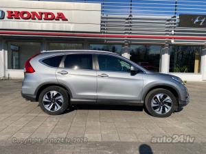 Grey Honda CR-V 2018 in Johvi, with an engine capacity of 2.00 L and mileage of 158 thousand km for 15500 €, photo 8 on AUTOMOTO.COM.LV
