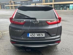 Grey Honda CR-V 2019 in Tallinn, with an engine capacity of 2.00 L and mileage of 120 thousand km for 23700 €, photo 6 on AUTOMOTO.COM.LV