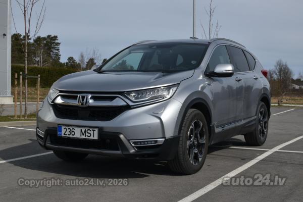 Pelēks Honda CR-V 2019 Tallina, ar dzinēja tilpumu 2.00 L un nobraukumu 54 tūkst. km par 23900 €, foto  vietnē AUTOMOTO.COM.LV
