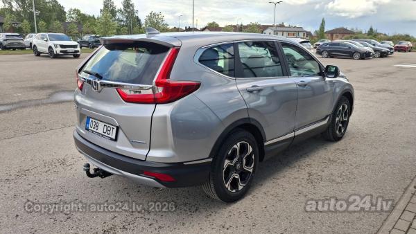 Pelēks Honda CR-V 2019 Tartu, ar dzinēja tilpumu 2.00 L un nobraukumu 127 tūkst. km par 20990 €, foto 5 vietnē AUTOMOTO.COM.LV
