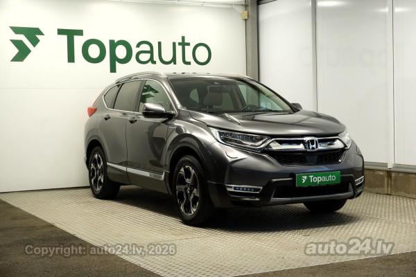 Grey Honda CR-V 2020 in Tallinn, with an engine capacity of 2.00 L and mileage of 57 thousand km for 27900 €, photo 1 on AUTOMOTO.COM.LV