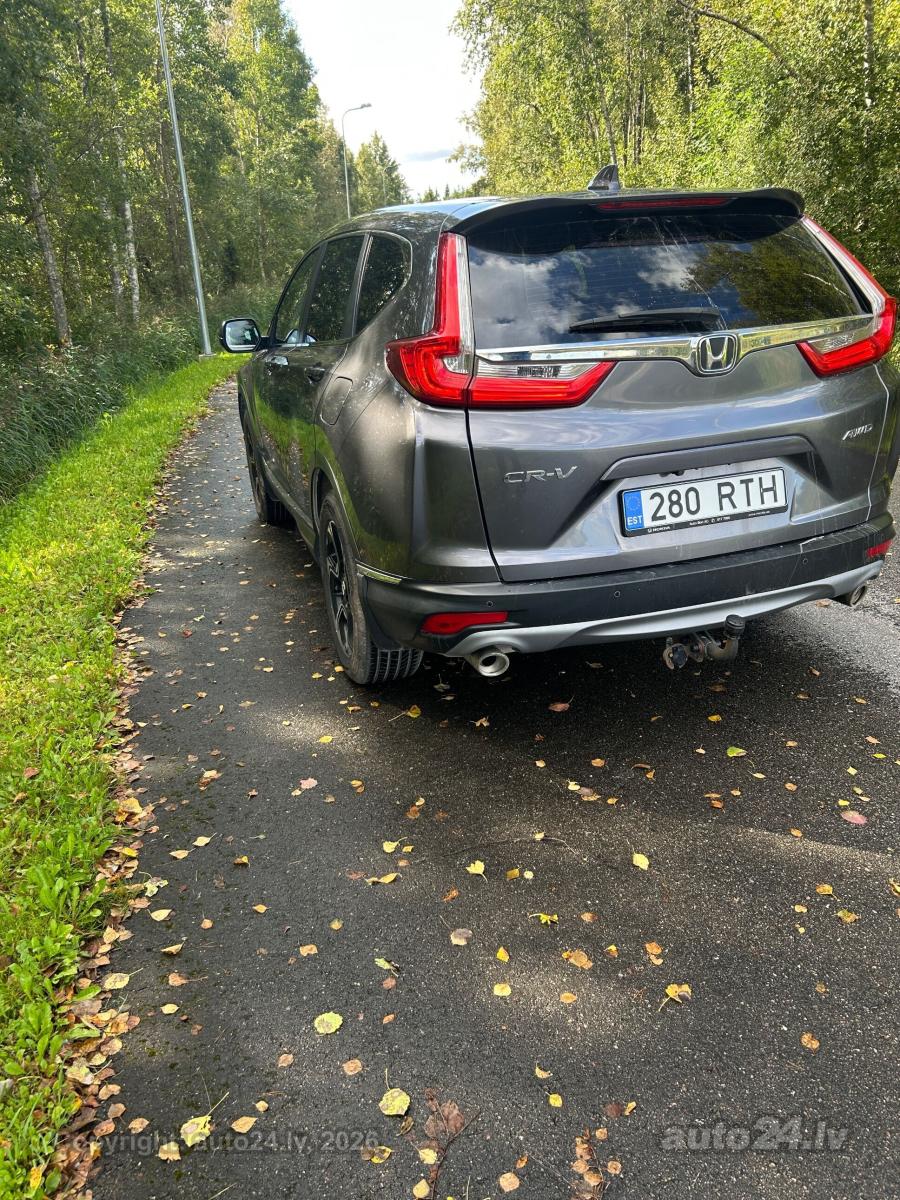 Pelēks Honda CR-V 2020 Tallina, ar dzinēja tilpumu 1.50 L un nobraukumu 239 tūkst. km par 17000 €, foto 4 vietnē AUTOMOTO.COM.LV