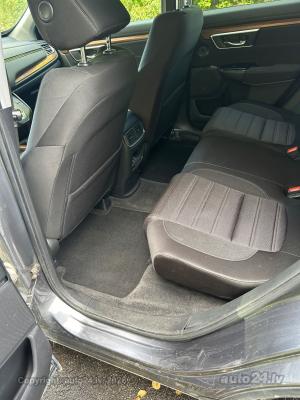 Pelēks Honda CR-V 2020 Tallina, ar dzinēja tilpumu 1.50 L un nobraukumu 239 tūkst. km par 17000 €, foto 8 vietnē AUTOMOTO.COM.LV