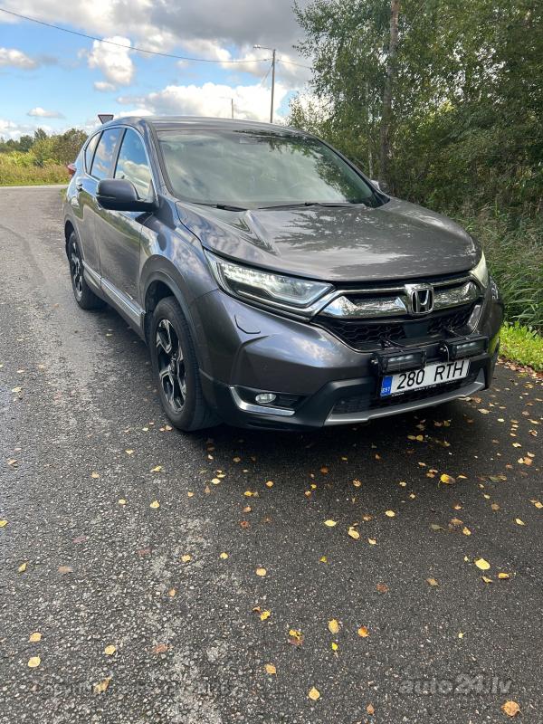 Pelēks Honda CR-V 2020 Tallina, ar dzinēja tilpumu 1.50 L un nobraukumu 239 tūkst. km par 17000 €, foto 3 vietnē AUTOMOTO.COM.LV
