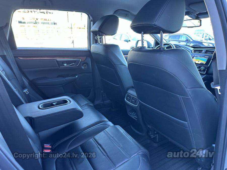 Pelēks Honda CR-V 2021 Tallina, ar dzinēja tilpumu 2.00 L un nobraukumu 173 tūkst. km par 23490 €, foto 9 vietnē AUTOMOTO.COM.LV