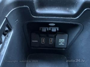 Pelēks Honda CR-V 2021 Tallina, ar dzinēja tilpumu 2.00 L un nobraukumu 173 tūkst. km par 23490 €, foto 18 vietnē AUTOMOTO.COM.LV