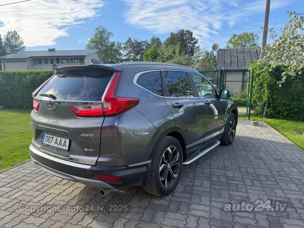 Pelēks Honda CR-V 2022 Tallina, ar dzinēja tilpumu 2.00 L un nobraukumu 36 tūkst. km par 32999 €, foto 5 vietnē AUTOMOTO.COM.LV