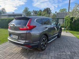 Pelēks Honda CR-V 2022 Tallina, ar dzinēja tilpumu 2.00 L un nobraukumu 36 tūkst. km par 32999 €, foto 6 vietnē AUTOMOTO.COM.LV