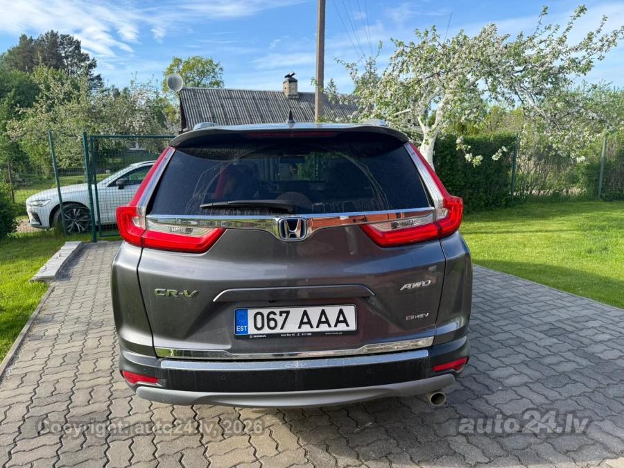 Pelēks Honda CR-V 2022 Tallina, ar dzinēja tilpumu 2.00 L un nobraukumu 36 tūkst. km par 32999 €, foto 8 vietnē AUTOMOTO.COM.LV