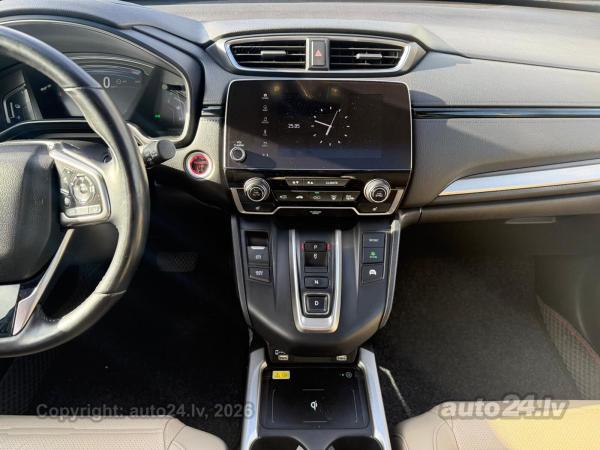 Pelēks Honda CR-V 2022 Tallina, ar dzinēja tilpumu 2.00 L un nobraukumu 36 tūkst. km par 32999 €, foto 10 vietnē AUTOMOTO.COM.LV