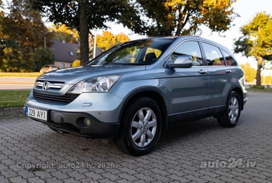 Honda CR-V 2007 Tallina, ar dzinēja tilpumu 2.00 L un nobraukumu 138 tūkst. km par 4999 €, foto 1 vietnē AUTOMOTO.COM.LV