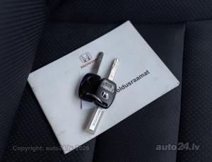 Honda CR-V 2007 Tallina, ar dzinēja tilpumu 2.00 L un nobraukumu 138 tūkst. km par 4999 €, foto 20 vietnē AUTOMOTO.COM.LV