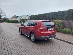 Oranžs Honda CR-V 2013 Rīga, ar dzinēja tilpumu 2.20 L un nobraukumu 177 tūkst. km par 11800 €, foto 6 vietnē AUTOMOTO.COM.LV